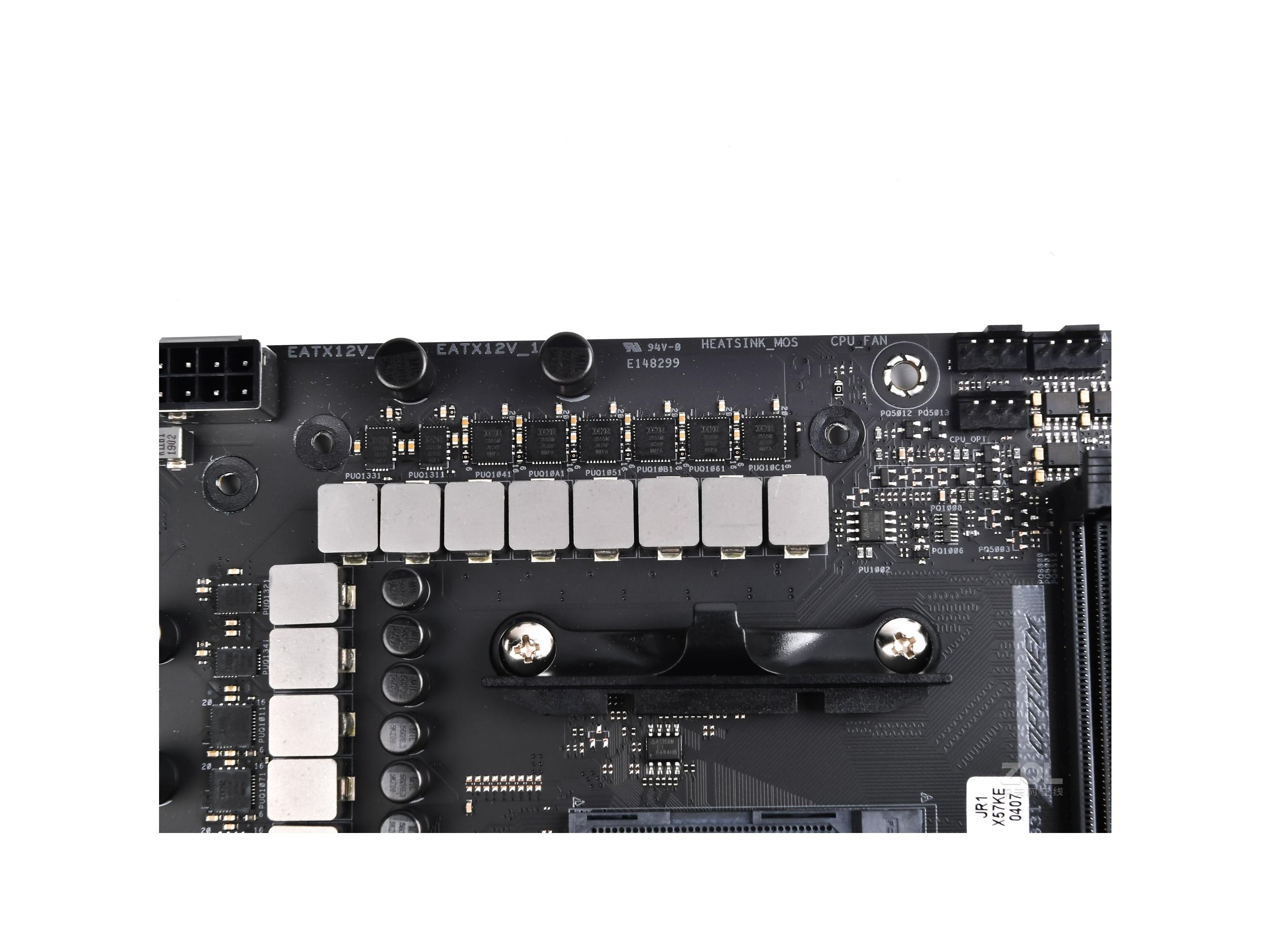 【原始大图】华硕ROG STRIX X570-E GAMING外观图图片欣赏-ZOL中关村在线