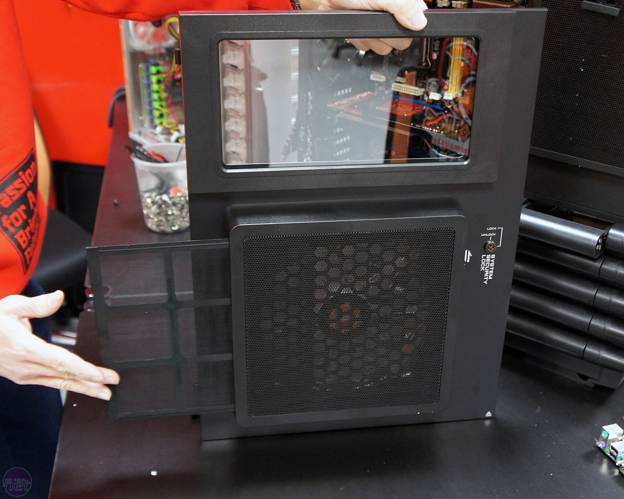 Level 10 GT细节设计_Tt Level 10 GT（VN10001W2N）_机箱电源评测-中关村在线