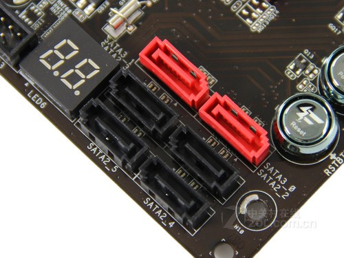 延续不朽传奇 华擎费特拉提P67全解析_华擎 P67 Performance_主板评测-中关村在线