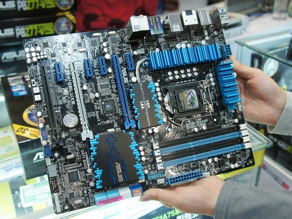 【华硕P8Z77-V DELUXE】报价_参数_图片_论坛_ASUS P8Z77-V DELUXE华硕主板报价-ZOL中关村在线