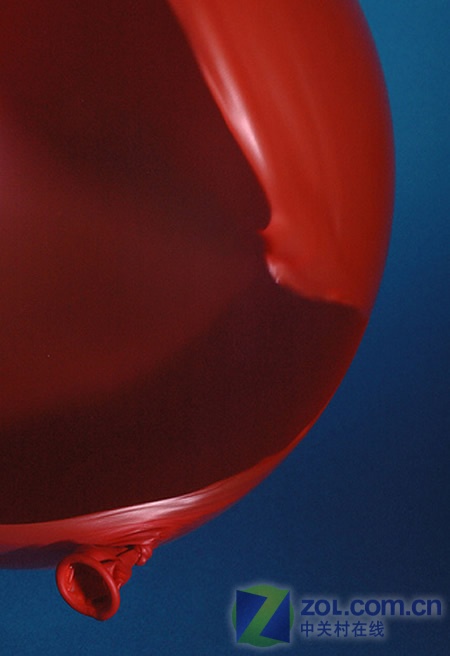 经典瞬间 你绝对拍不出的气球爆炸画面_业界-中关村在线