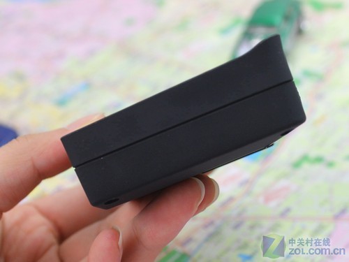 简单易用 汽车OBD数据显示行车电脑_便携式PND_GPS新闻-中关村在线